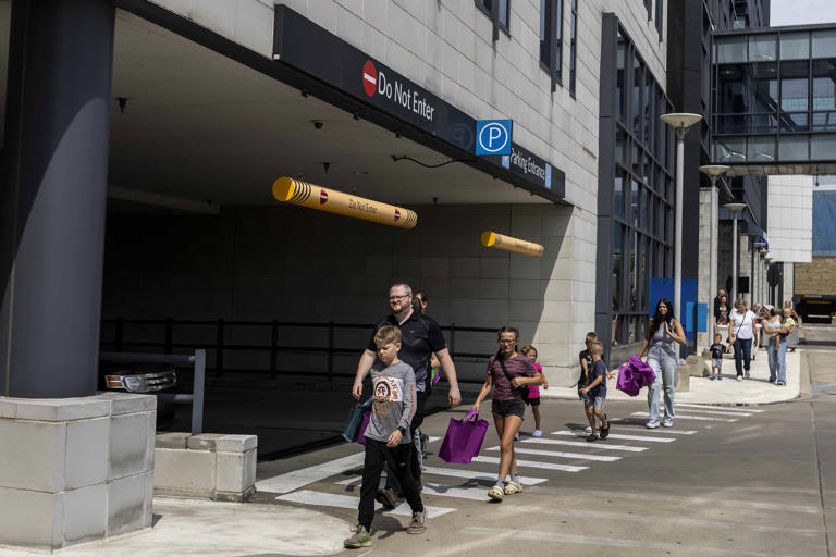 Leukemia survivor donates 200 handmade blankets to West Michigan hospital