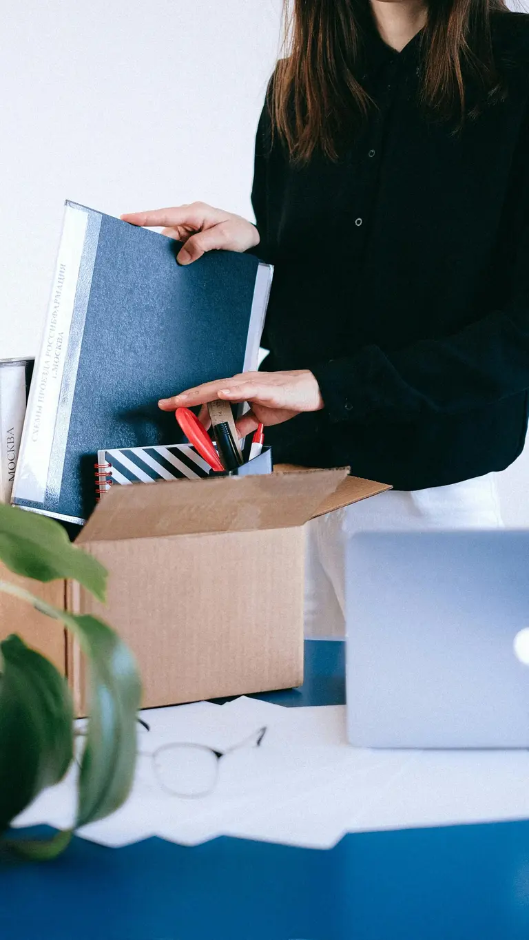 4 red flags that mark a toxic workplace culture