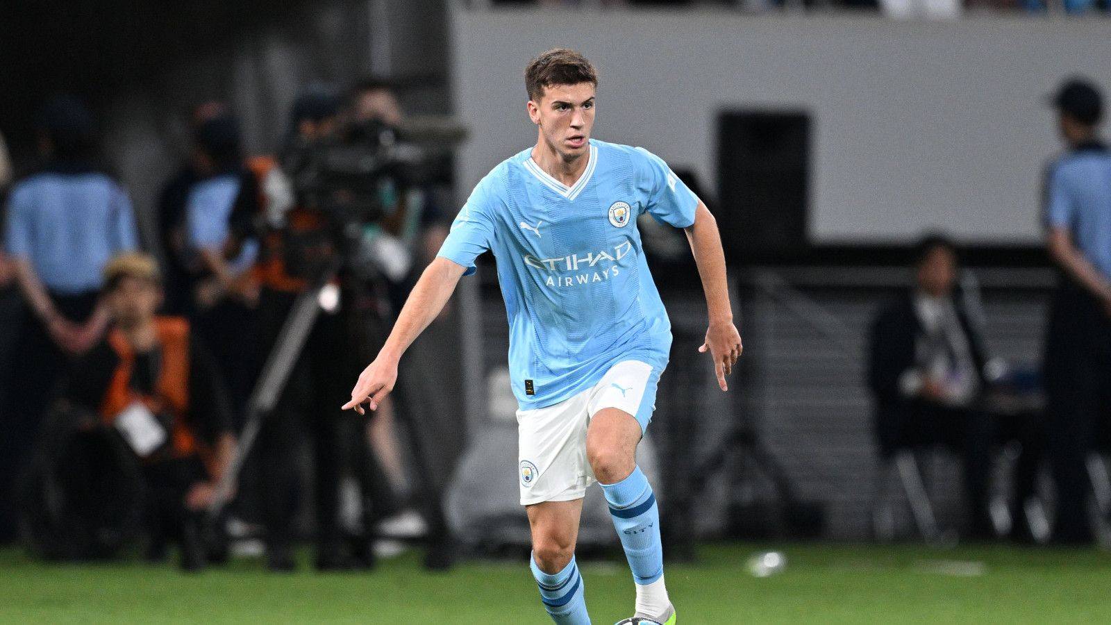 Argentine midfielder Maximo Perrone leaves Man City to join Como
