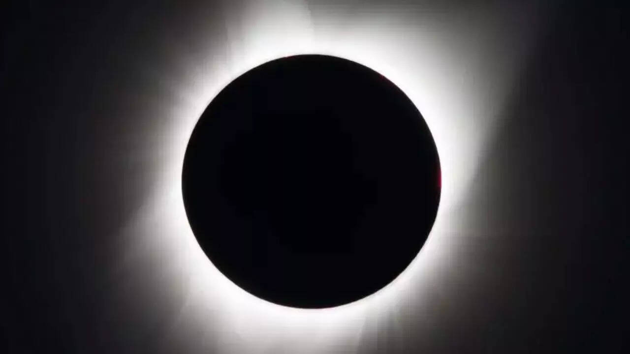 Solar Eclipse August 2 will bring 6 minutes of total darkness; Check ...