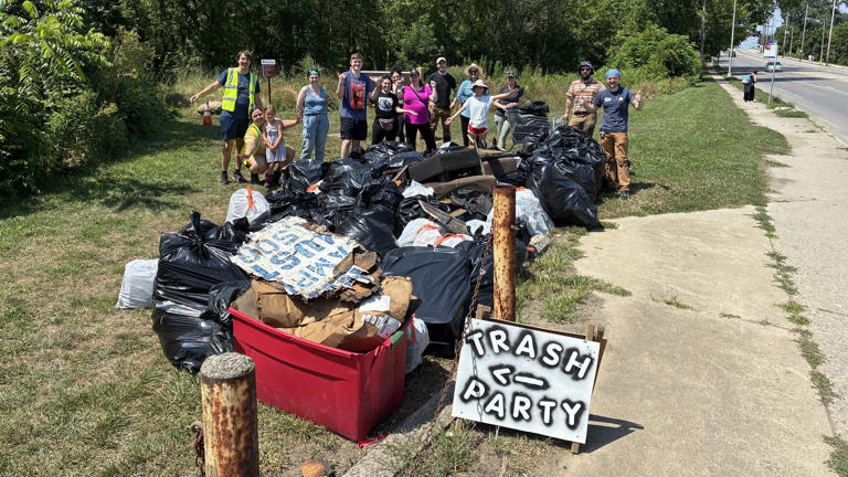 Trash Party unites Columbus volunteers to fight litter