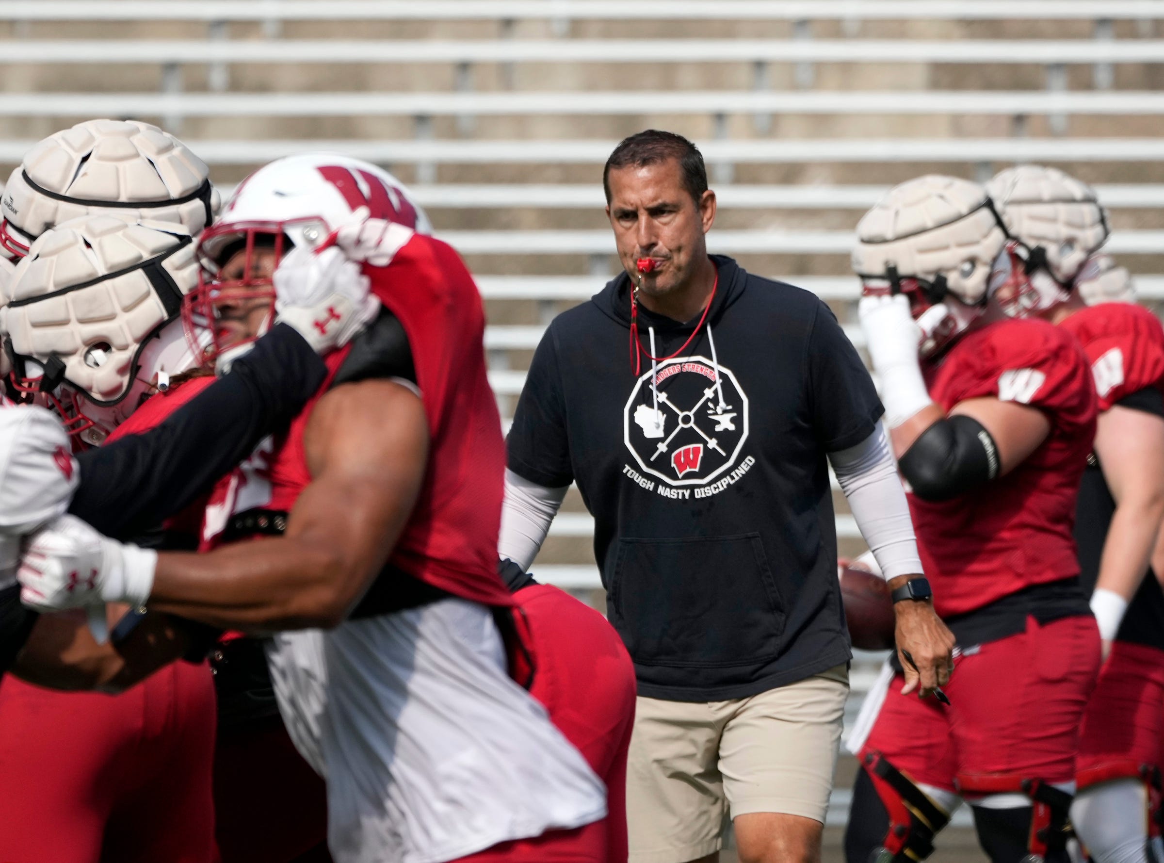 Wisconsin football updated defense depth chart projection after Nyzier ...