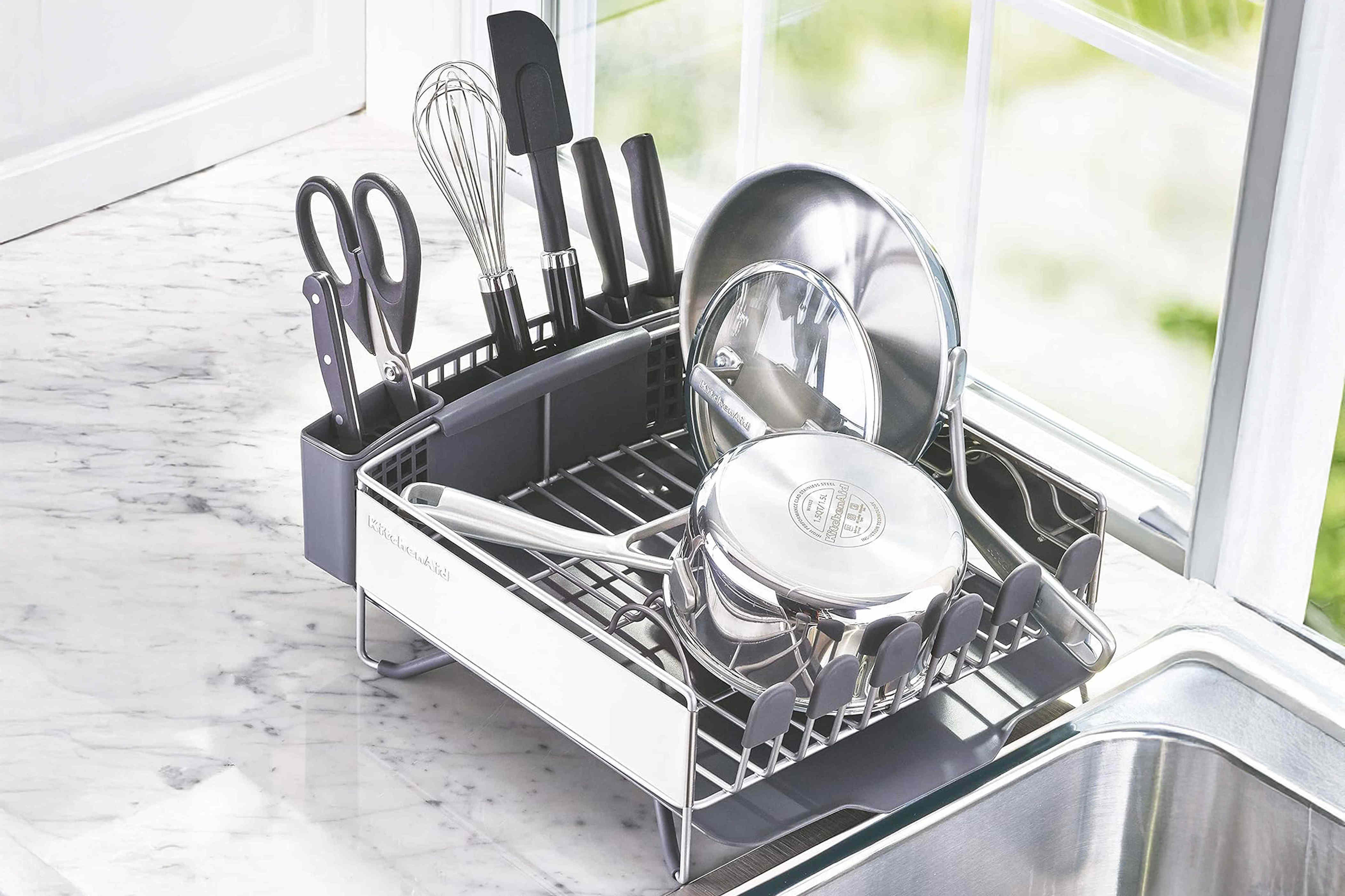 My Mom Has the Most Organized Kitchen I’ve Ever Seen — This Is Her ...