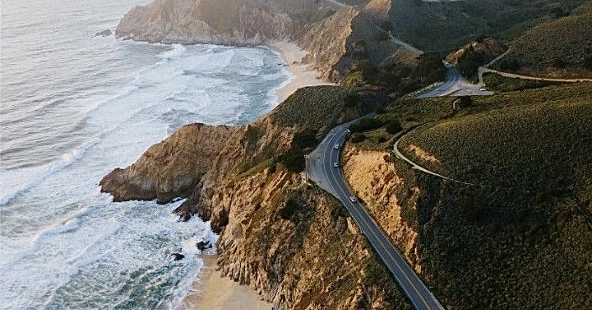 19 Picturesque Photos Of The Best Road In America