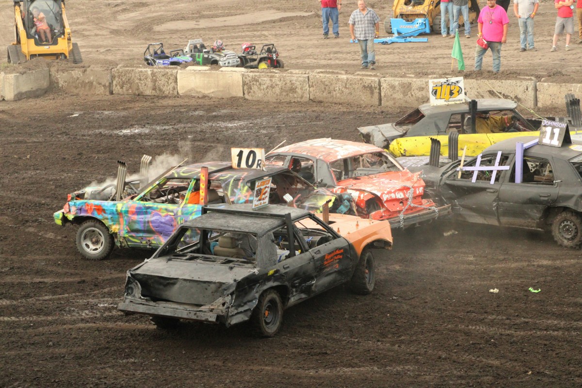 Demolition derby driver critically injured in crash at Isanti County Fair
