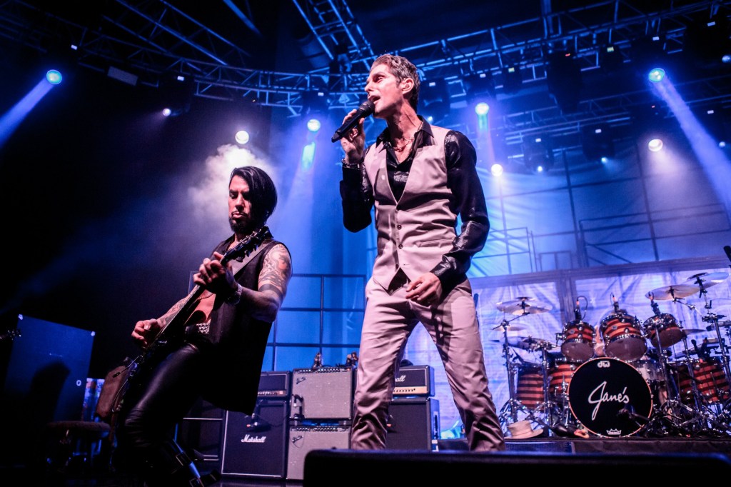 80s rock band sue each other after on stage punch-up ended reunion tour