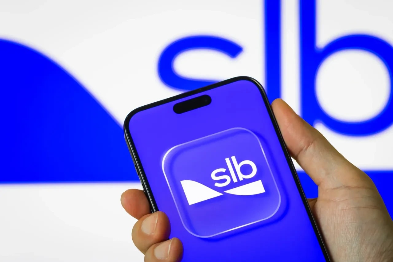 SLB CEO Highlights Customer Caution In Offshore Deepwater Market: But ...