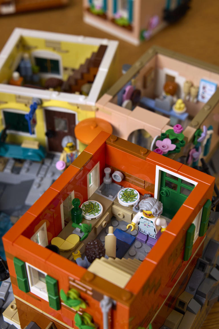 Build a trip to the Italian Riviera with Lego