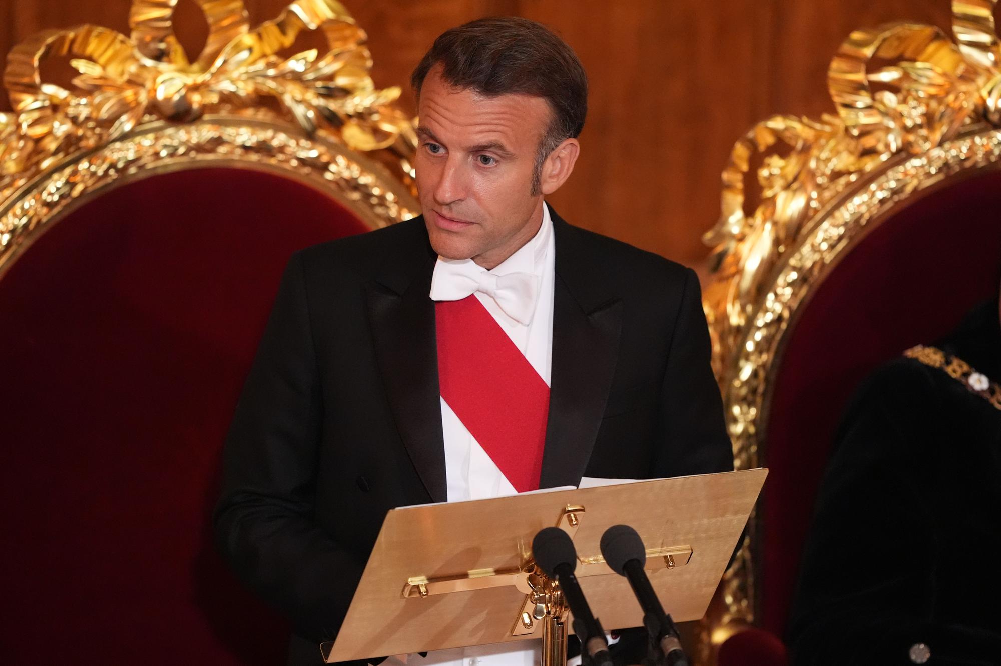 Jackie McGregor: Ooh la la! Macron’s royal wink – is married flirting ...