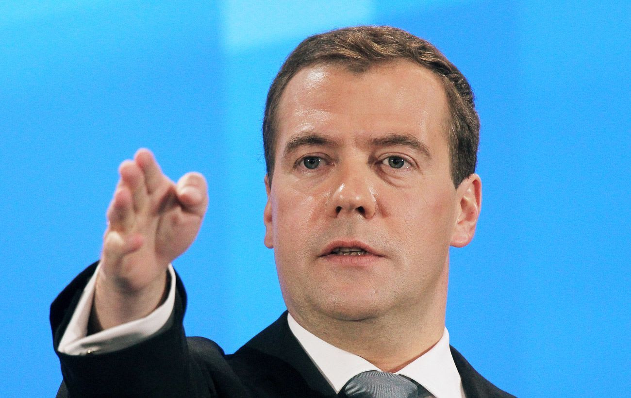 Medvedev threatens more strikes on Kyiv after EU sanctions - Ukraine ...