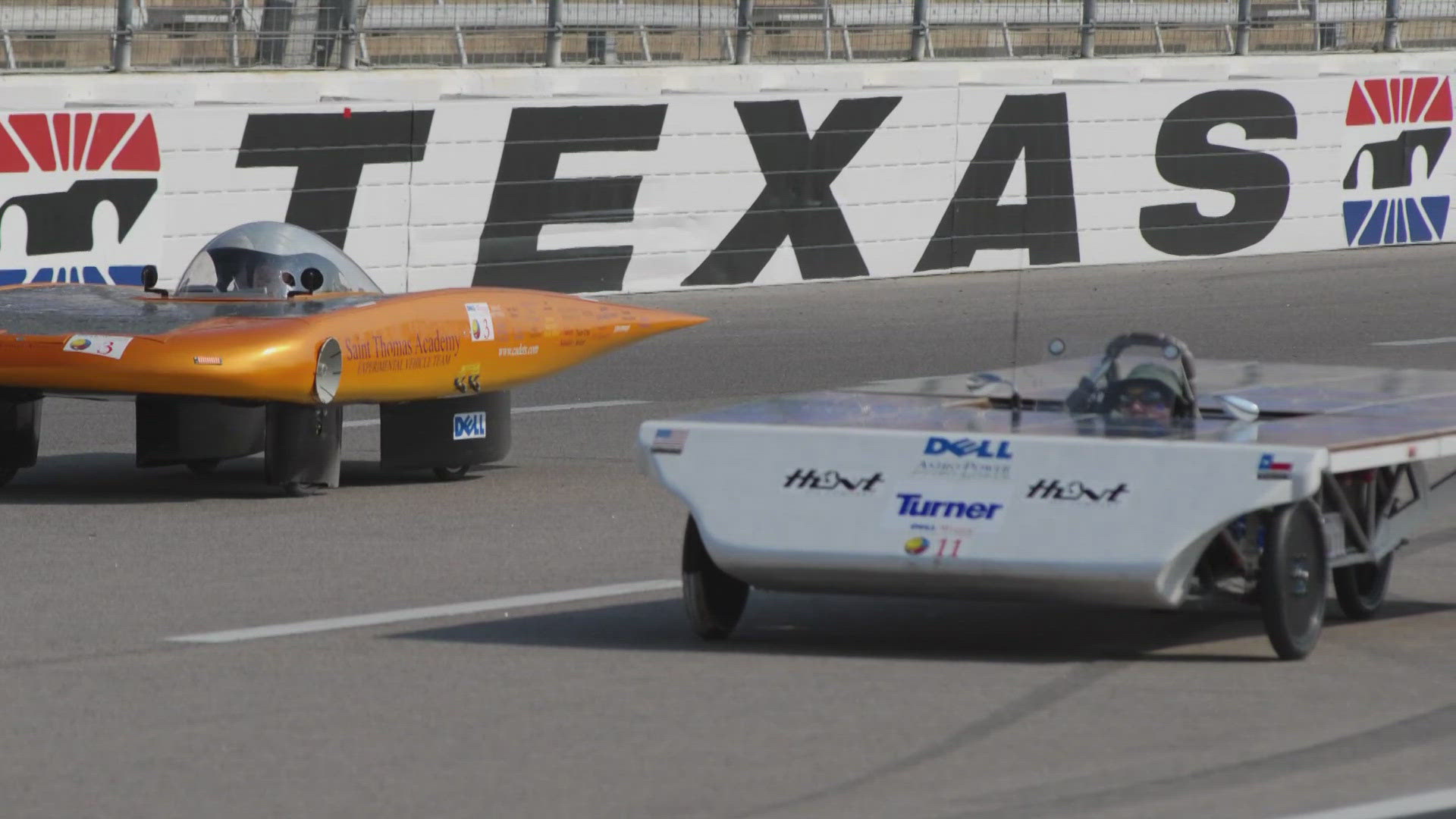 Students compete in Solar Car Challenge at Texas Motor Speedway