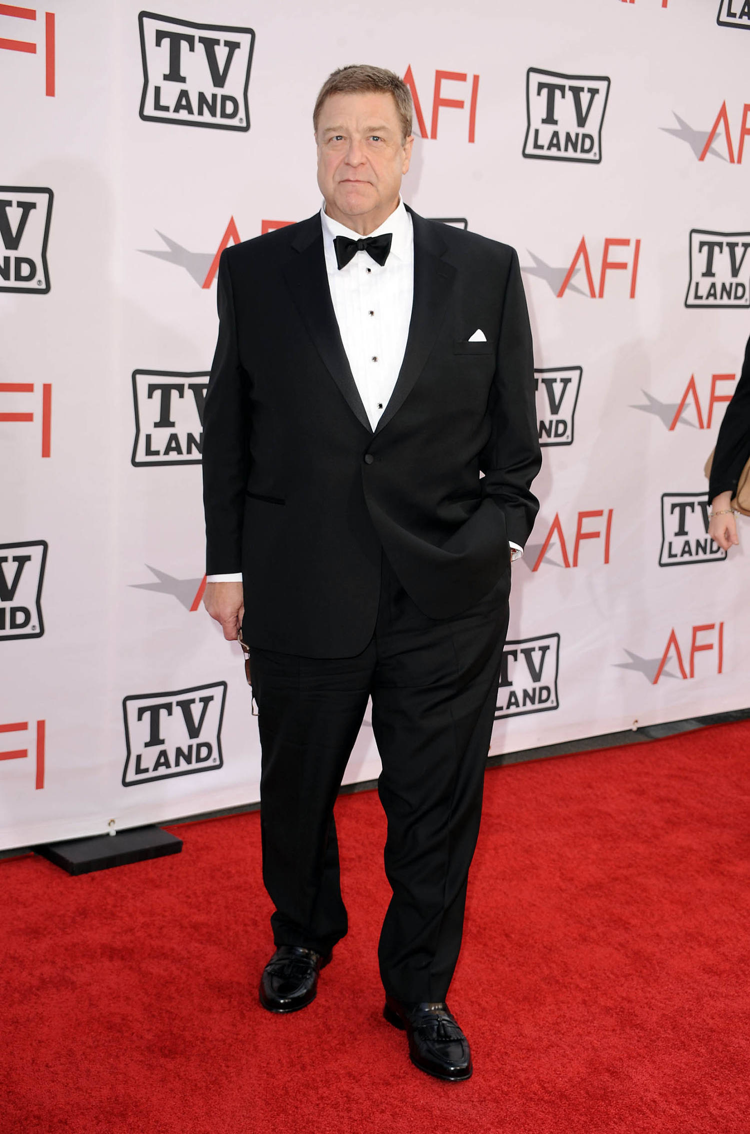 The Simple Routine That Helped John Goodman Lose 200 Pounds