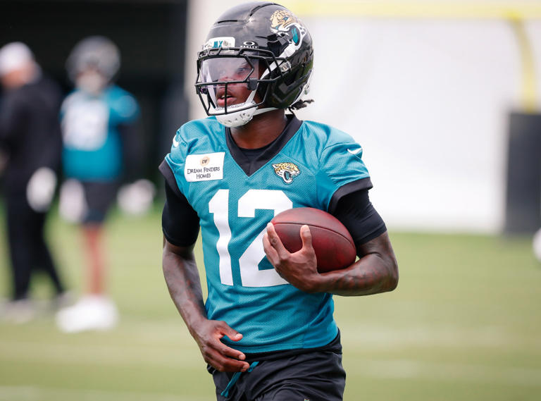 Travis Hunter Goes Viral With Touchdown Celebration by Kai Cenat