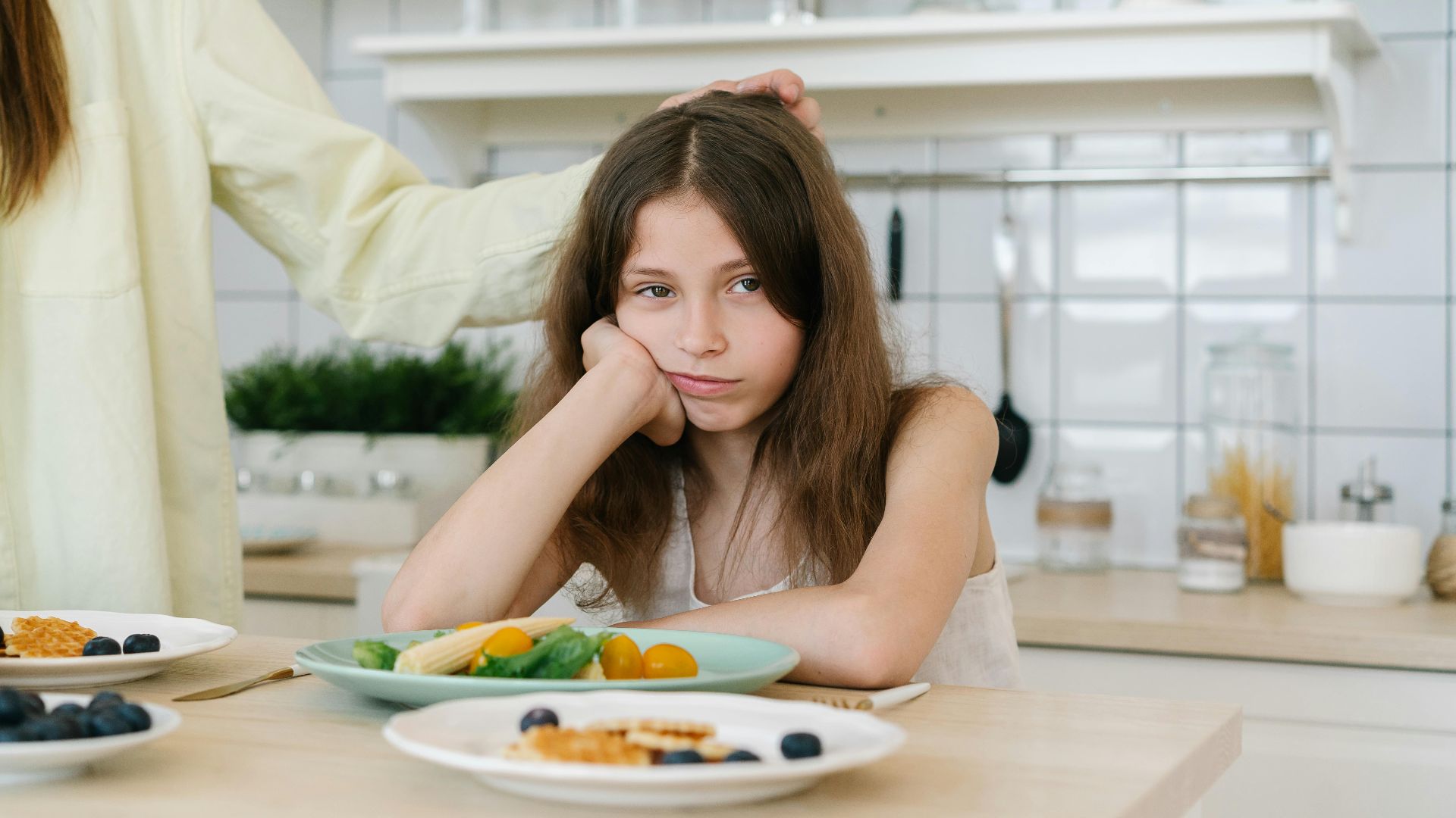10 Signs Your Child Has A Bad Friend Group & 10 Things You Can Do About It
