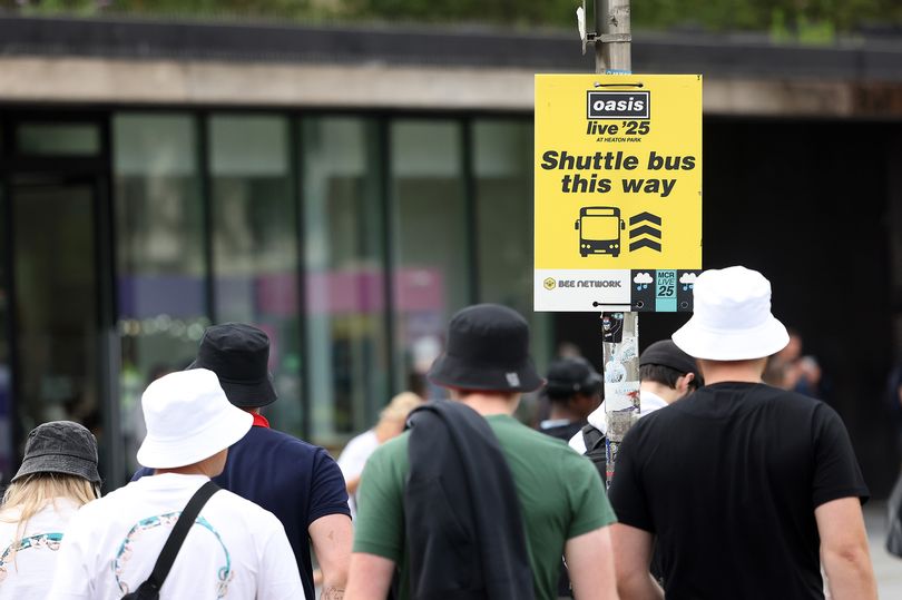 Bosses issue update on Oasis Heaton Park shuttle buses ahead of weekend ...
