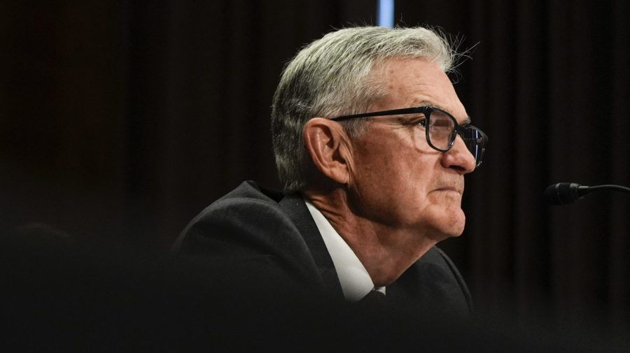 Powell under siege as Fed conference kicks off Powell under siege as Fed conference kicks off