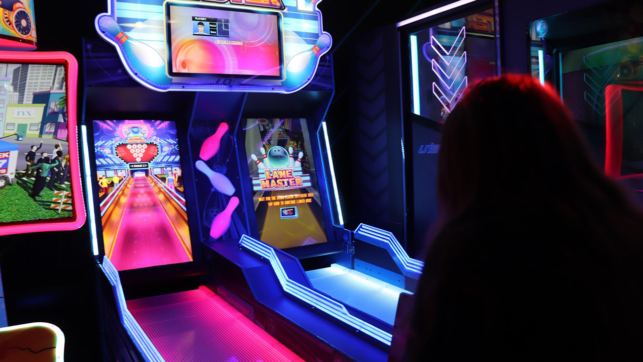 Chuck E. Cheese Is Planning To Open Adult-Only Arcades