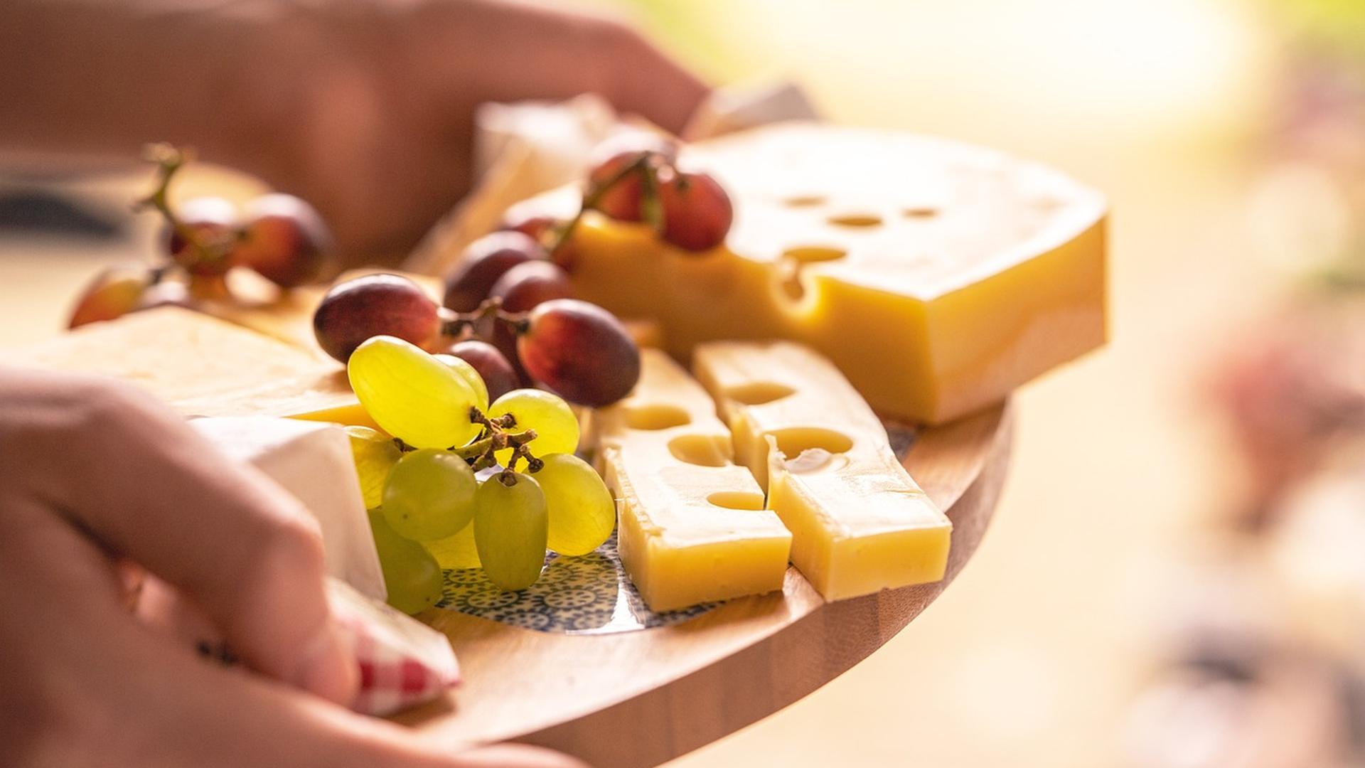 The Healthiest Cheeses-From Least Healthy to Most
