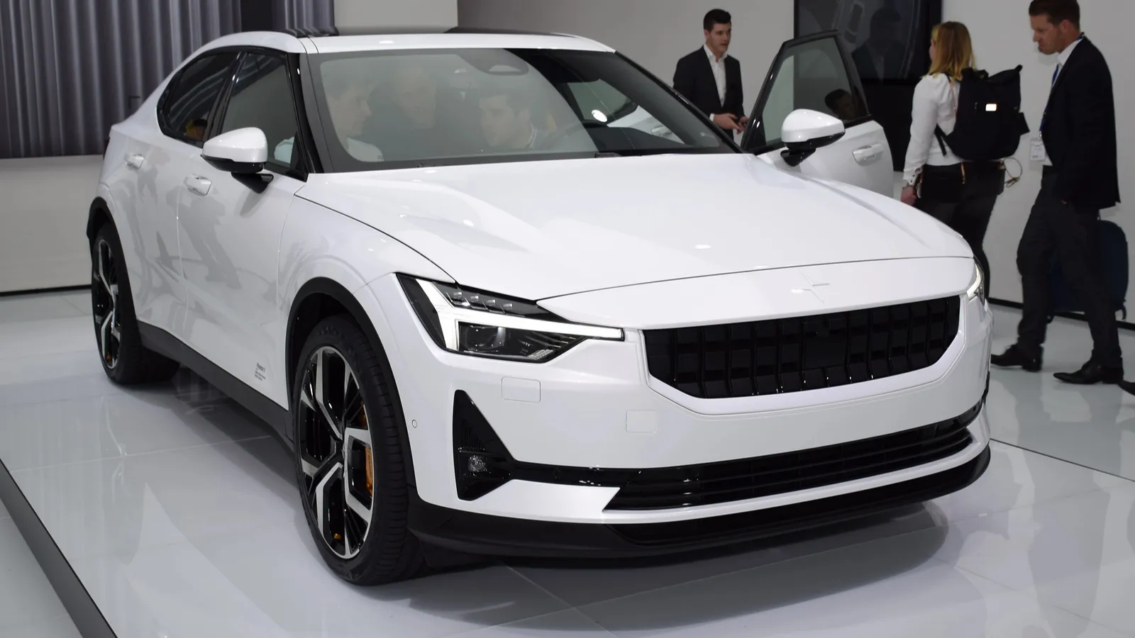 Polestar 2 faces federal probe over rear-view camera failures