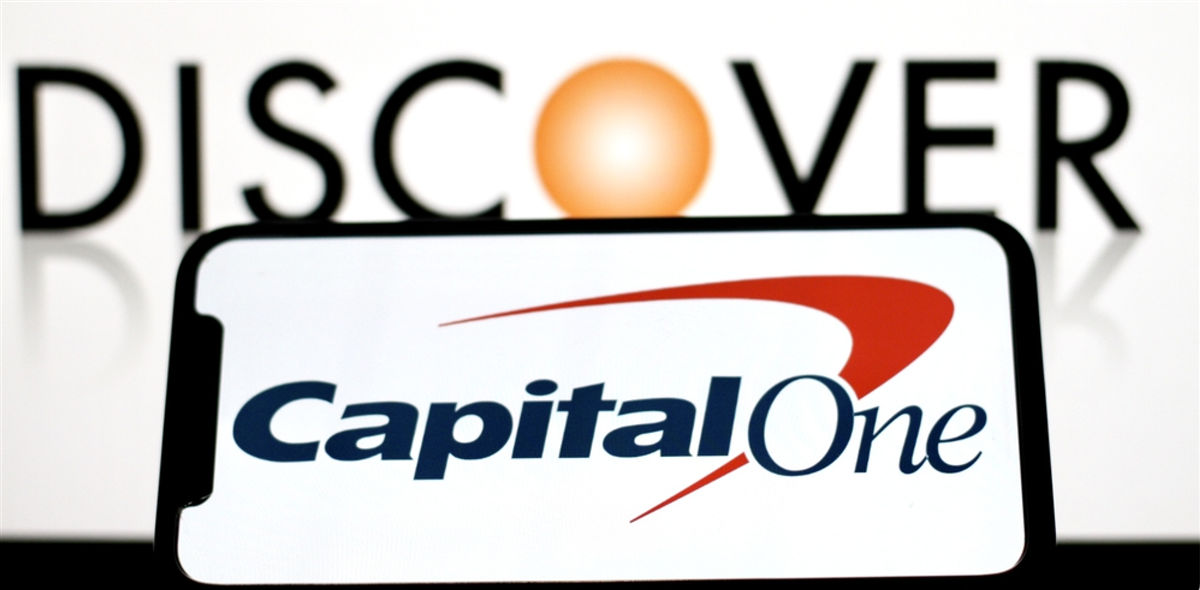 Discover Capital One's Strategy for Long-Term Stock Growth