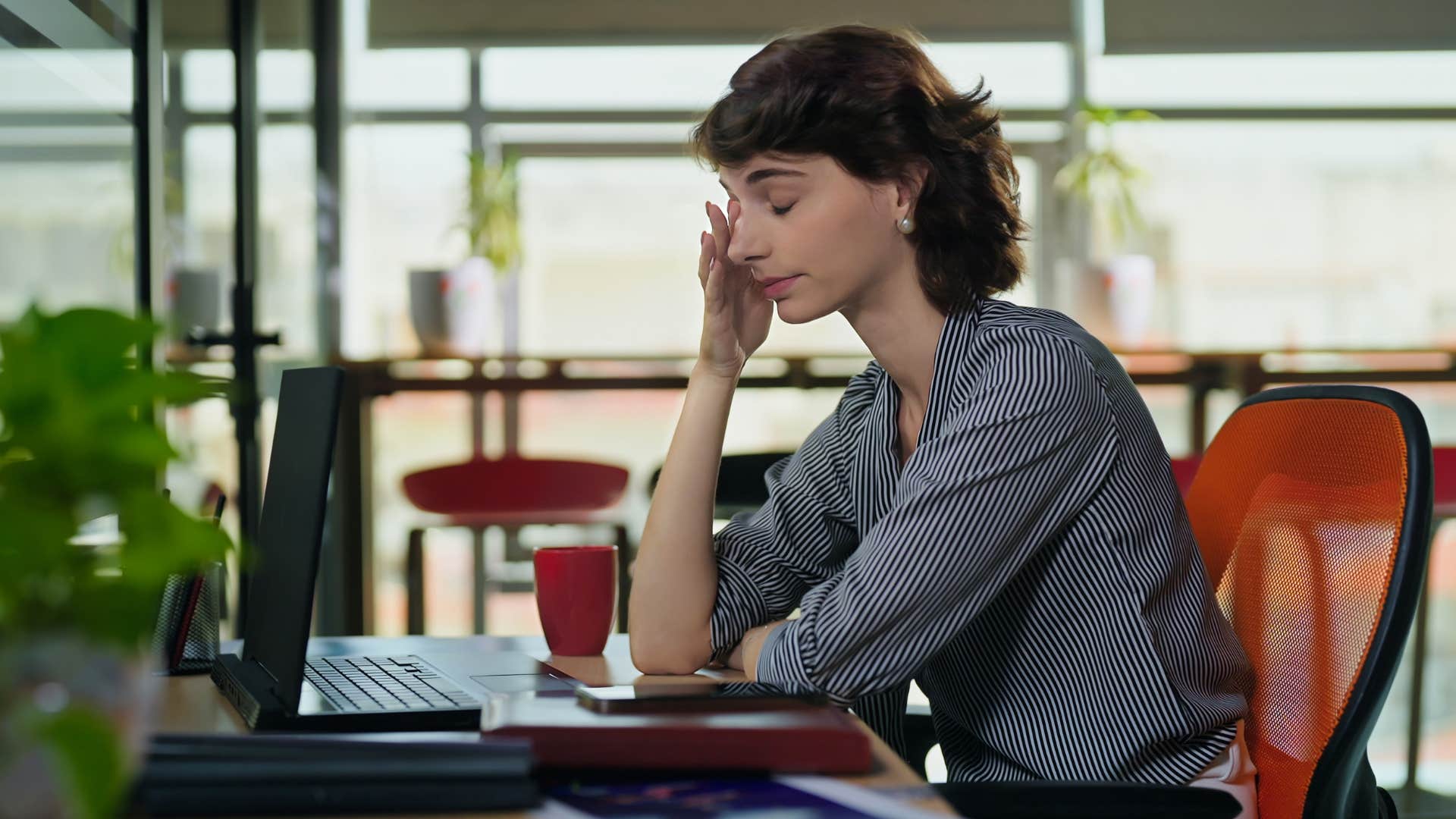 11 Things That Make Gen Z Quietly Judge Older Generations, Even If They ...