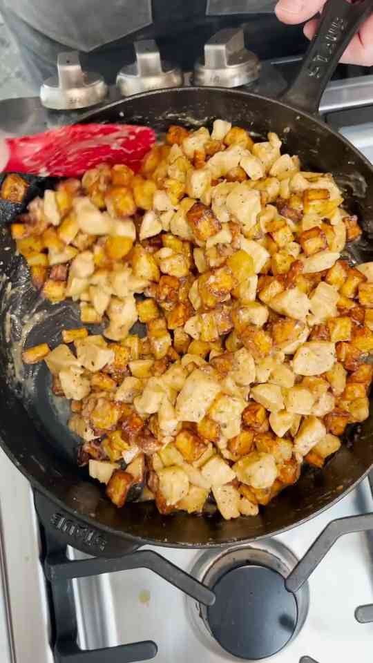 Cheesy Chicken Parm & Potato Skillet