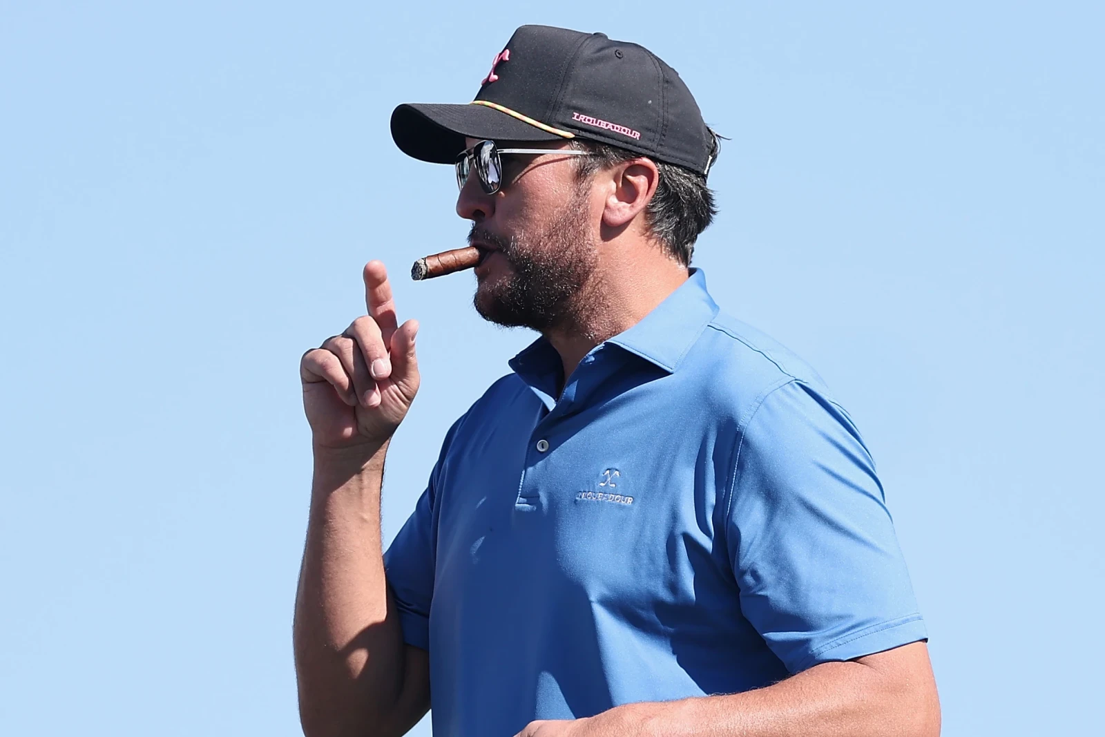 Luke Bryan Pokes Fun at Cheating CEO Coldplay Incident: ‘Who’s With ...