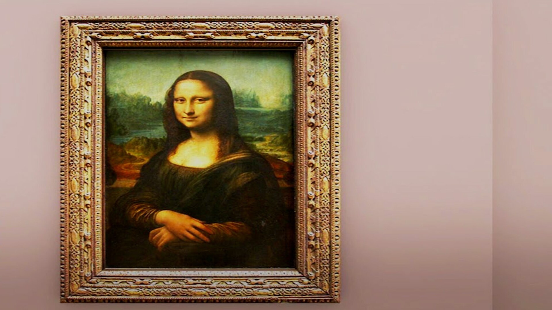 Mona Lisa’s journey, from quiet portrait to global star