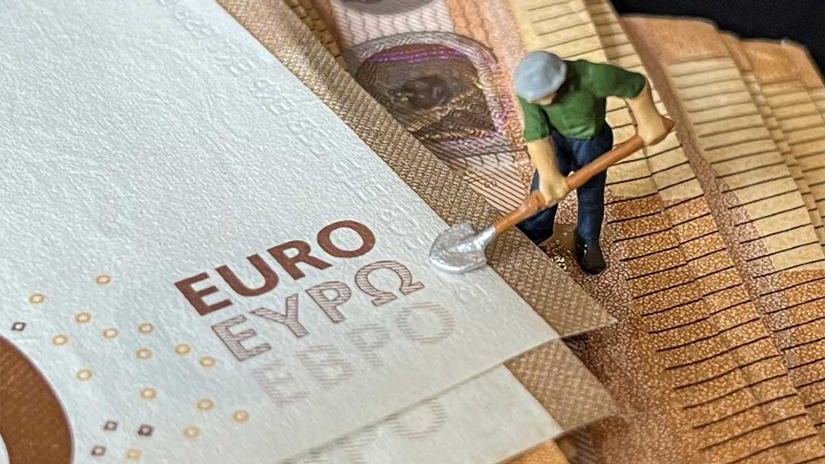 What's in the EU's two-trillion-euro budget bazooka?