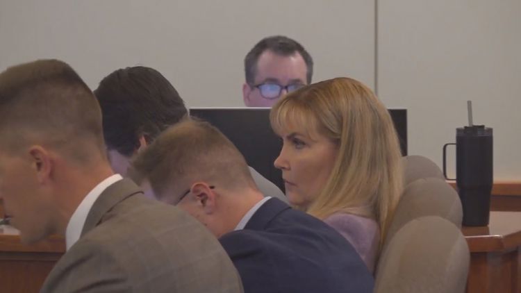 Senate Republicans blast Mitchell's delayed resignation plan