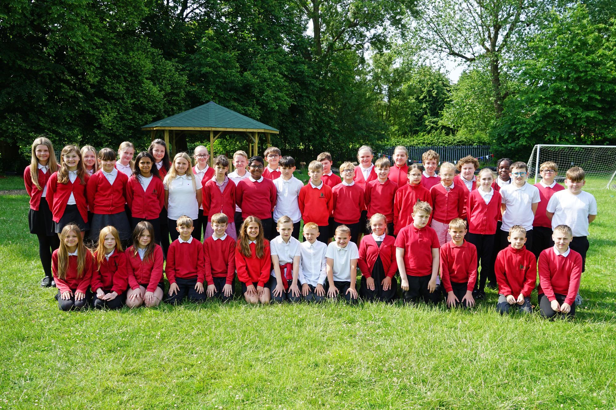Year 6 school leavers: 32 heartwarming class pictures as Derbyshire ...