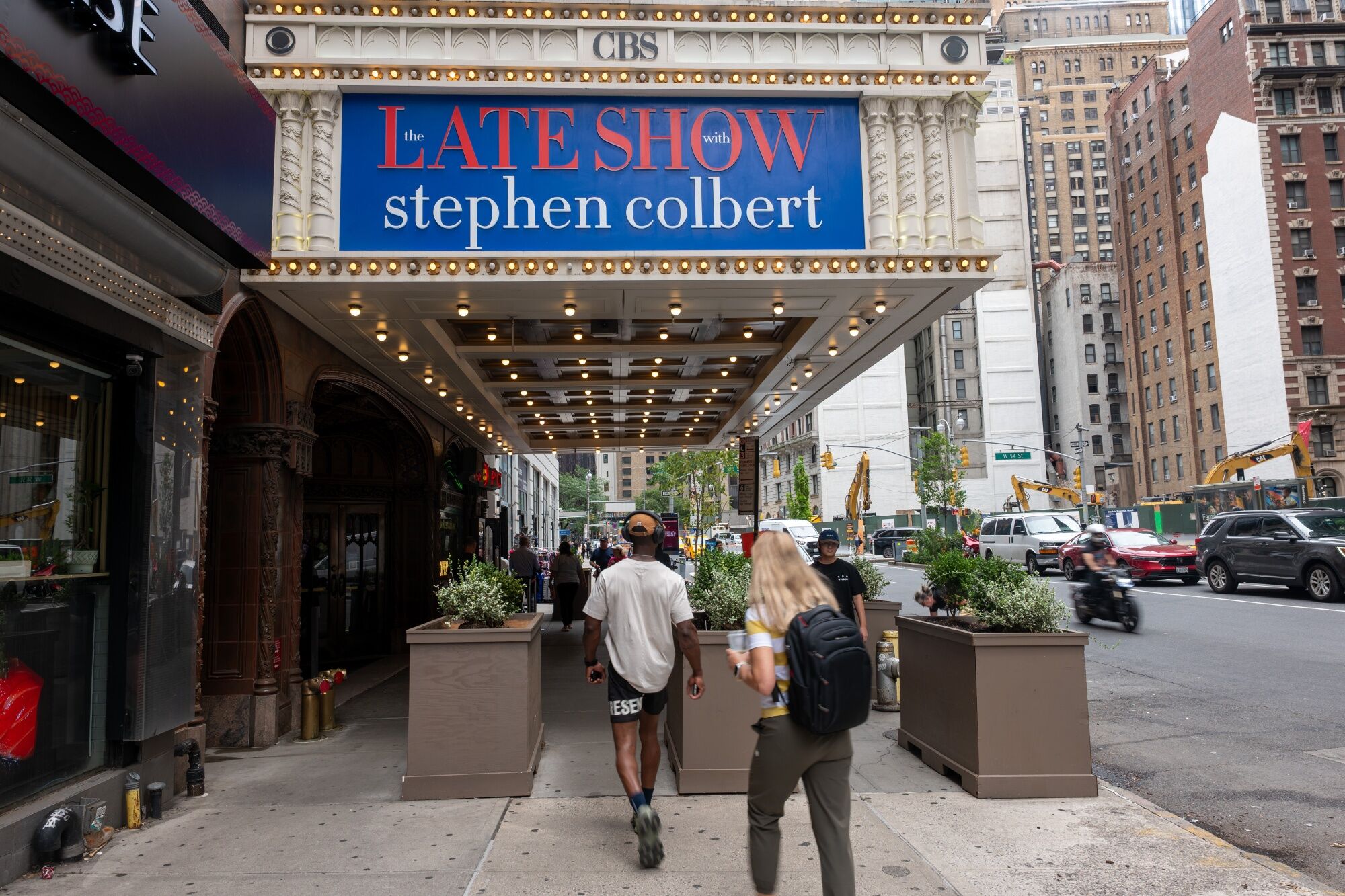 Writers Guild Seeks NY Probe of Colbert Show’s Cancellation