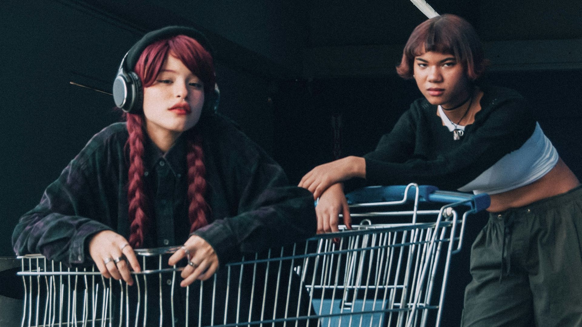 10 Signs Your Child Has A Bad Friend Group & 10 Things You Can Do About It