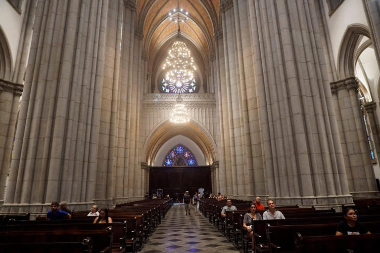 Judge blocks Washington State law requiring Catholic priests to report ...