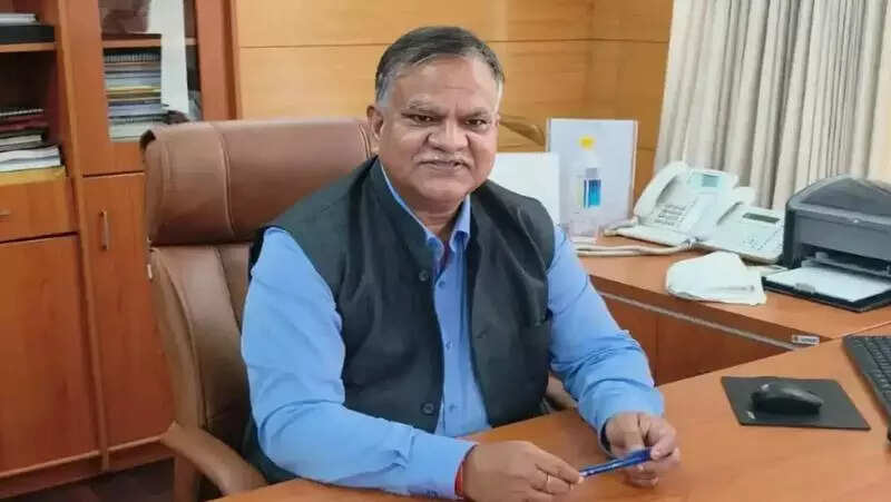 CS inspects industrial park in Bulandshahr