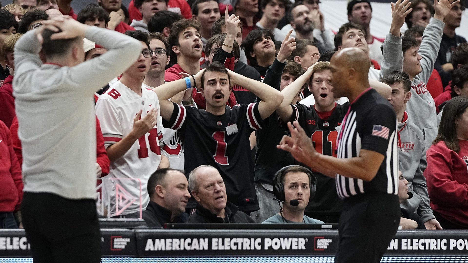 Which Big Ten MBB Coaches Are On The Hot Seat?