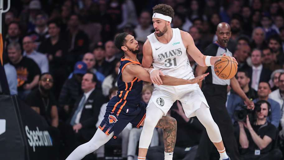 New Blockbuster Three-Team Trade Proposal Sends KAT to Dallas, Klay ...
