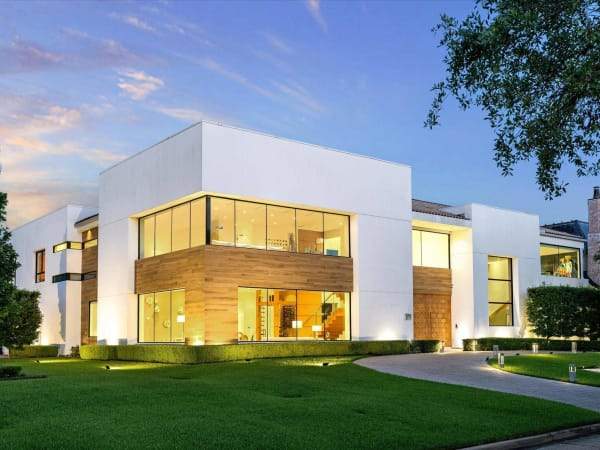 Slight decline in Houston home prices could benefit buyers, report says