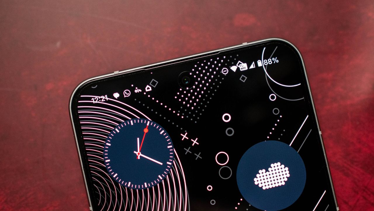 Nothing confirms a Phone 3 PWM rate change that 'prioritizes' screen ...