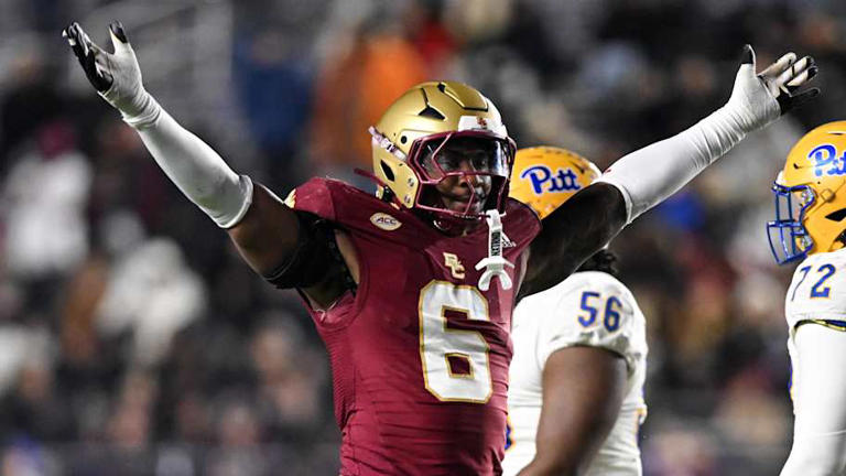Former Boston College Defensive End Inks Rookie Deal With Dallas Cowboys