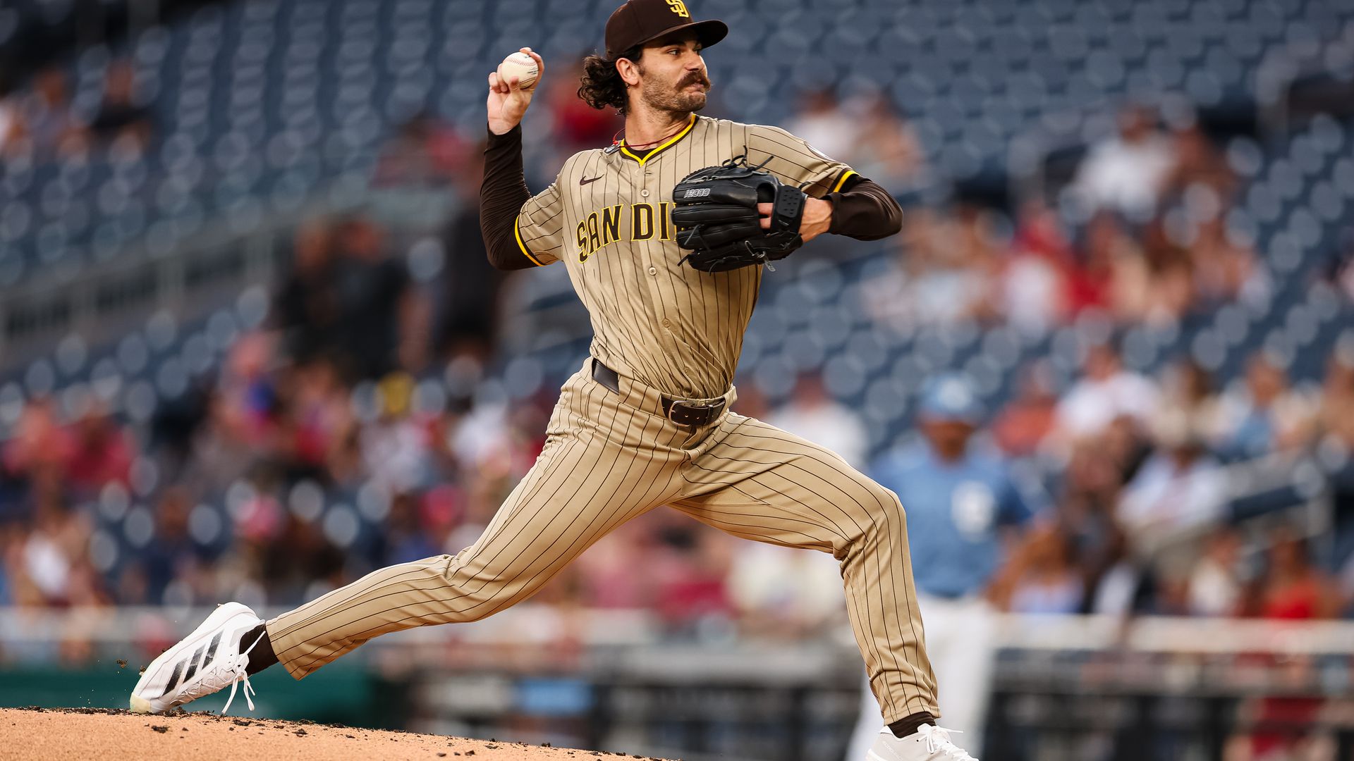 Padres return from All-Star break with 7-2 win over Nationals
