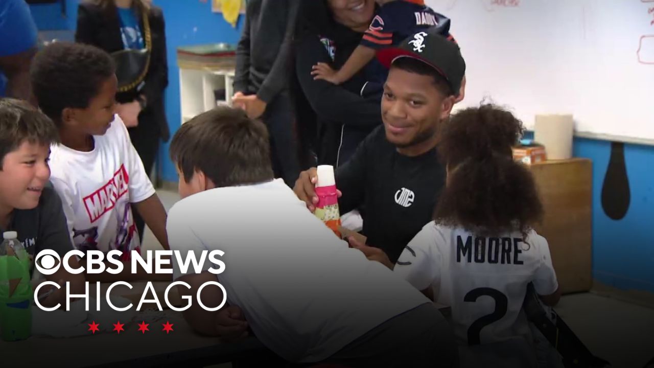 Bears' DJ Moore visits Boys & Girls Club for back-to-school event