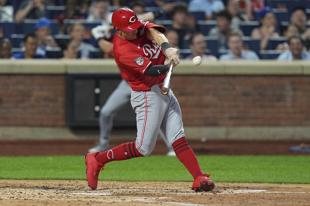 Hays hits 2 homers and Reds go deep 4 times to back Lodolo in 8-4 win ...