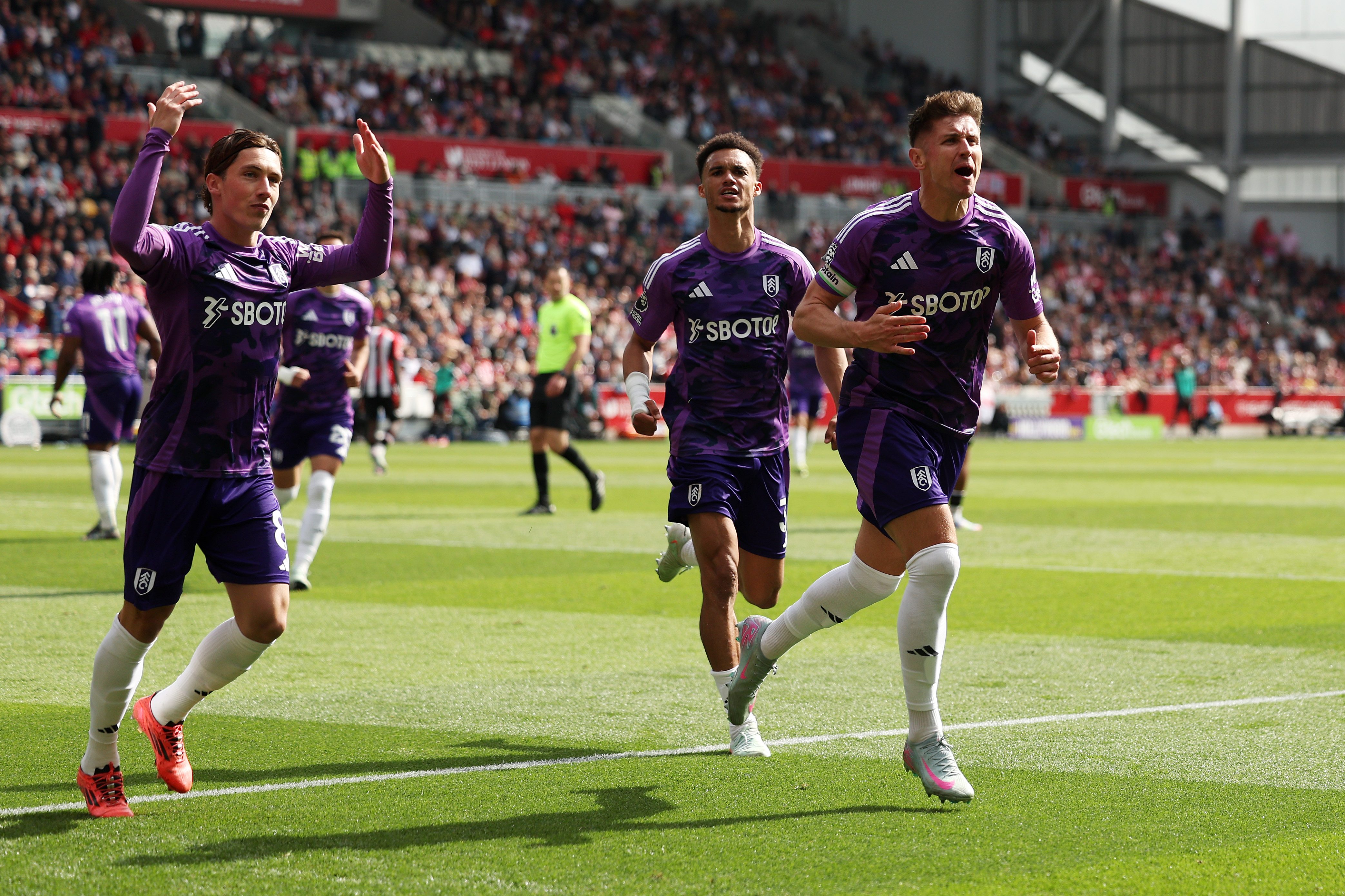 New Supercomputer predicts 2025/26 Premier League table for Liverpool ...