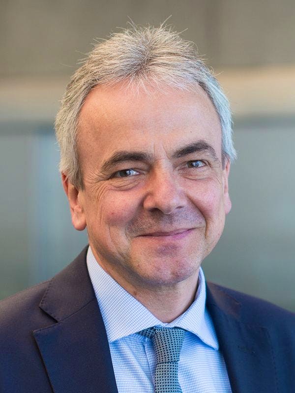 Egerkinger Komitee fordert schweizweit Kopftuchverbote an Schulen