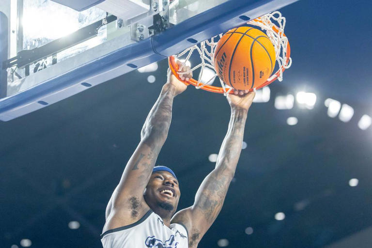 La Familia's TBT opener was a blowout. And a couple of ex-Cats found ...