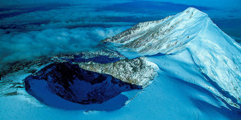 Sciences : des volcans de glace et de feu