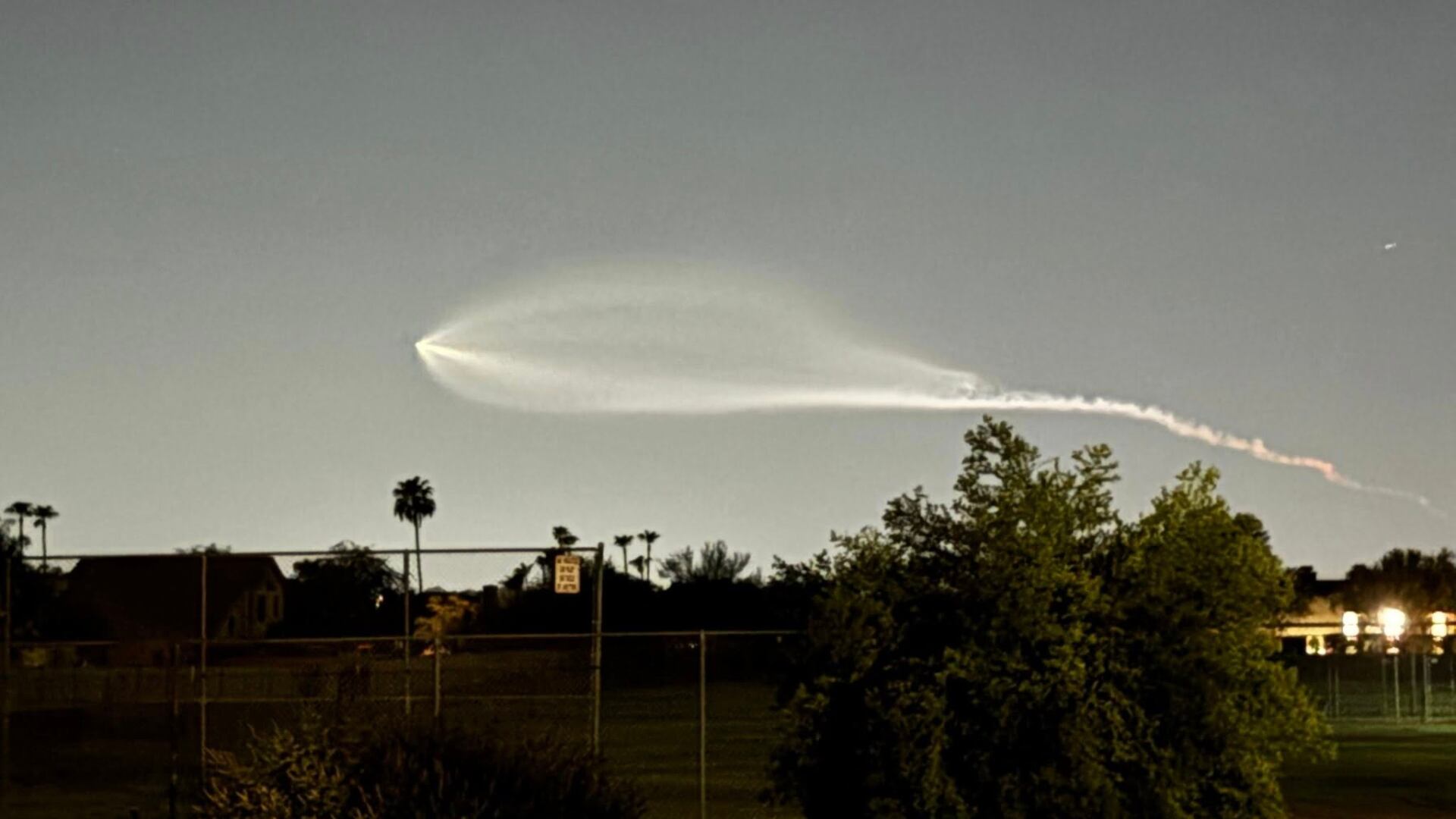Arizonans spot SpaceX rocket with comet-like trail in night sky