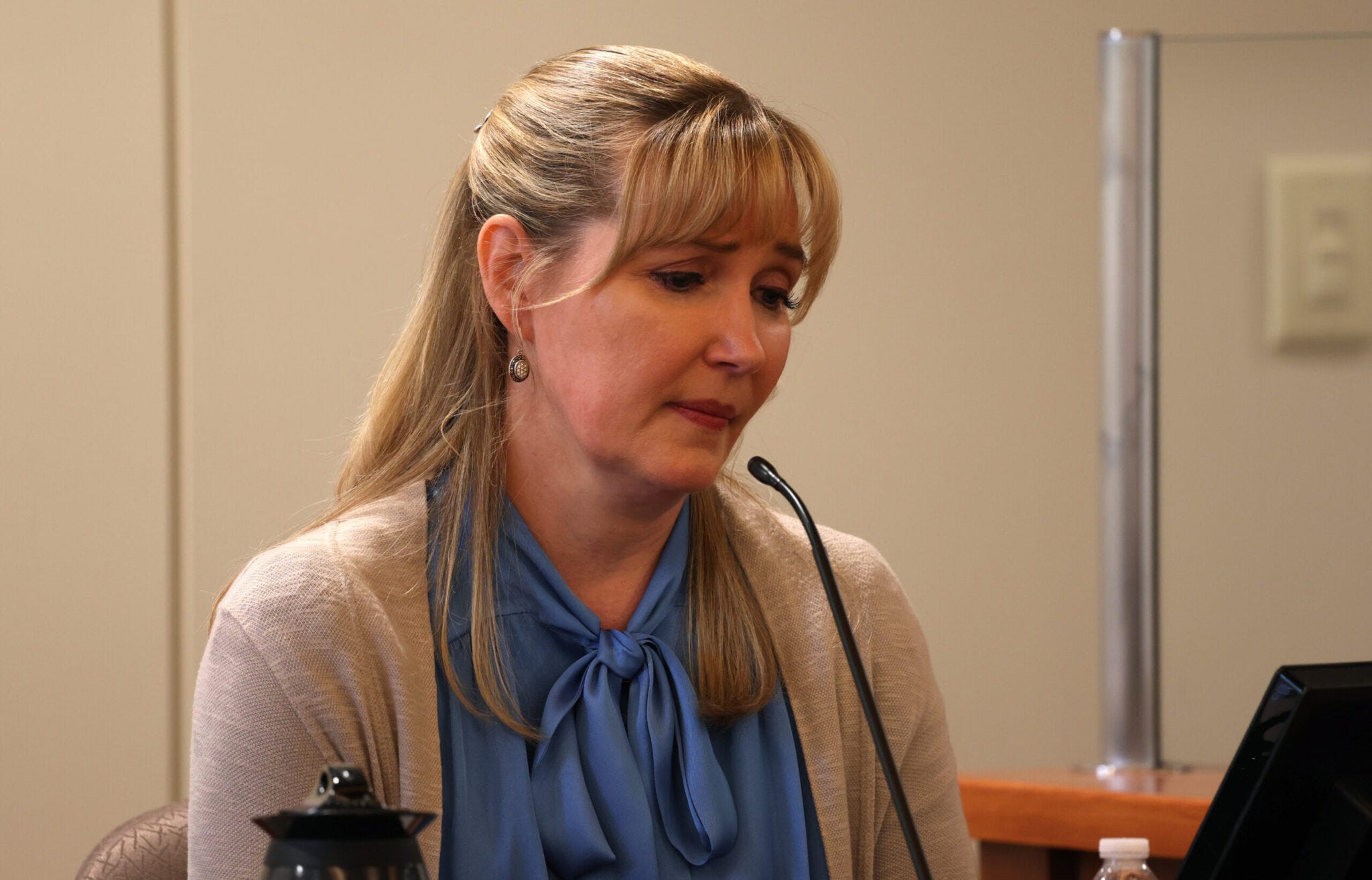 Minnesota state senator found guilty of burglary announces resignation