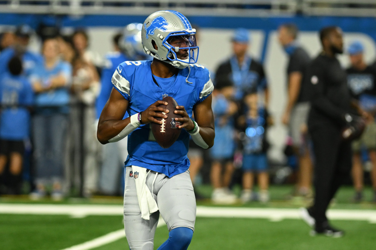 Former Tennessee Vol officially reunites with teammate Hendon Hooker on ...